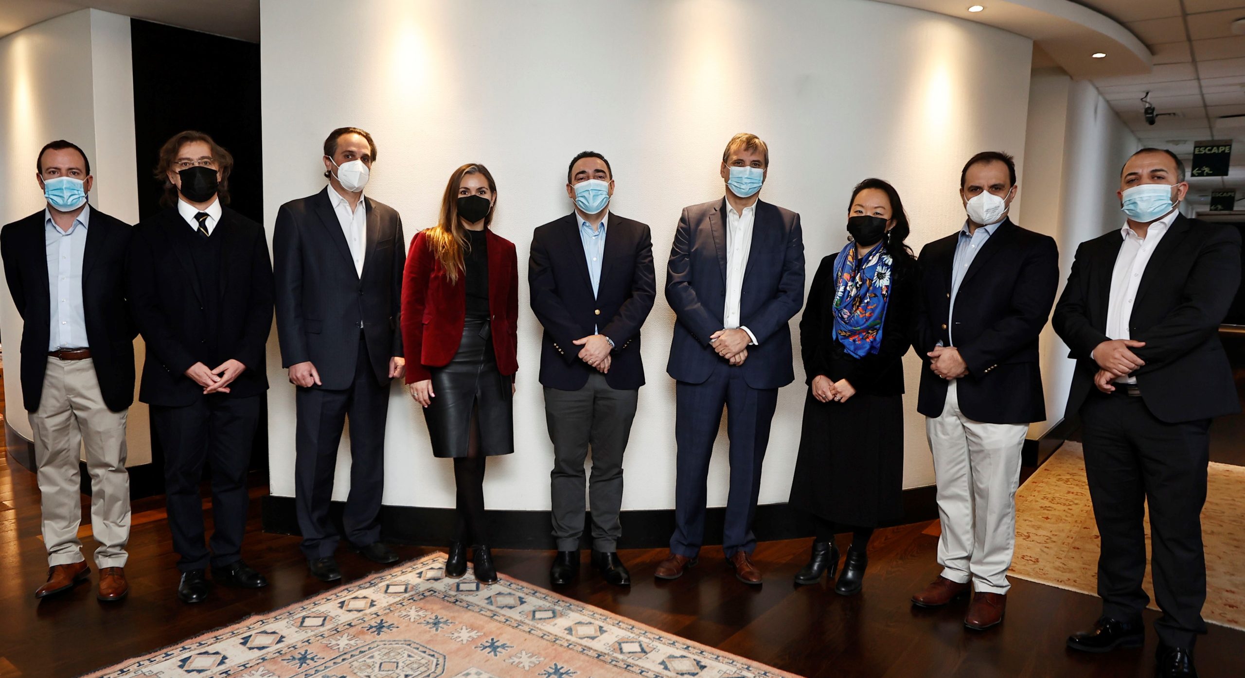 Escuela de Auditoría FAE firma alianza con KPMG Chile – Facultad de ...